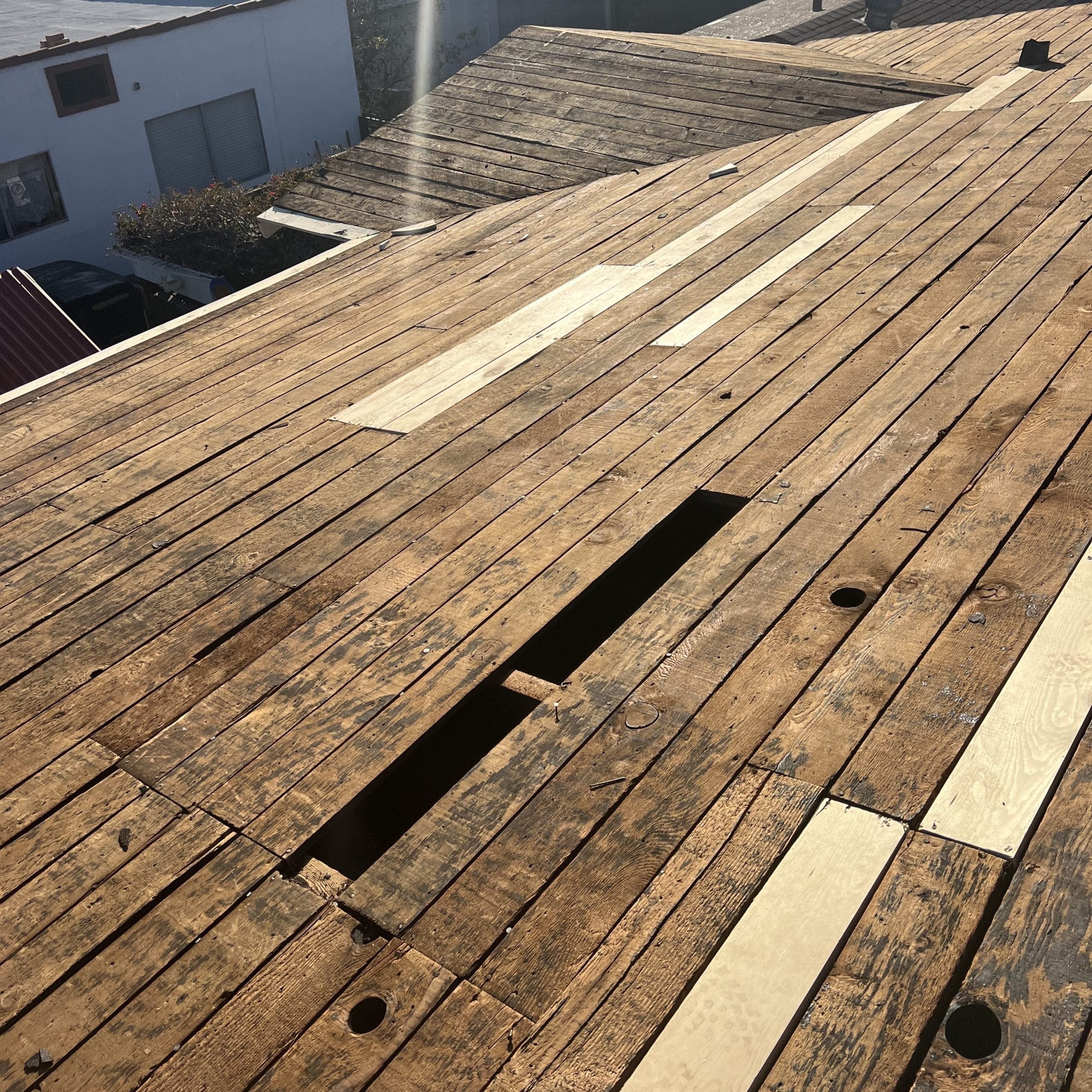 Roof, Rain Gutter - Los Angeles - Home Renew 360