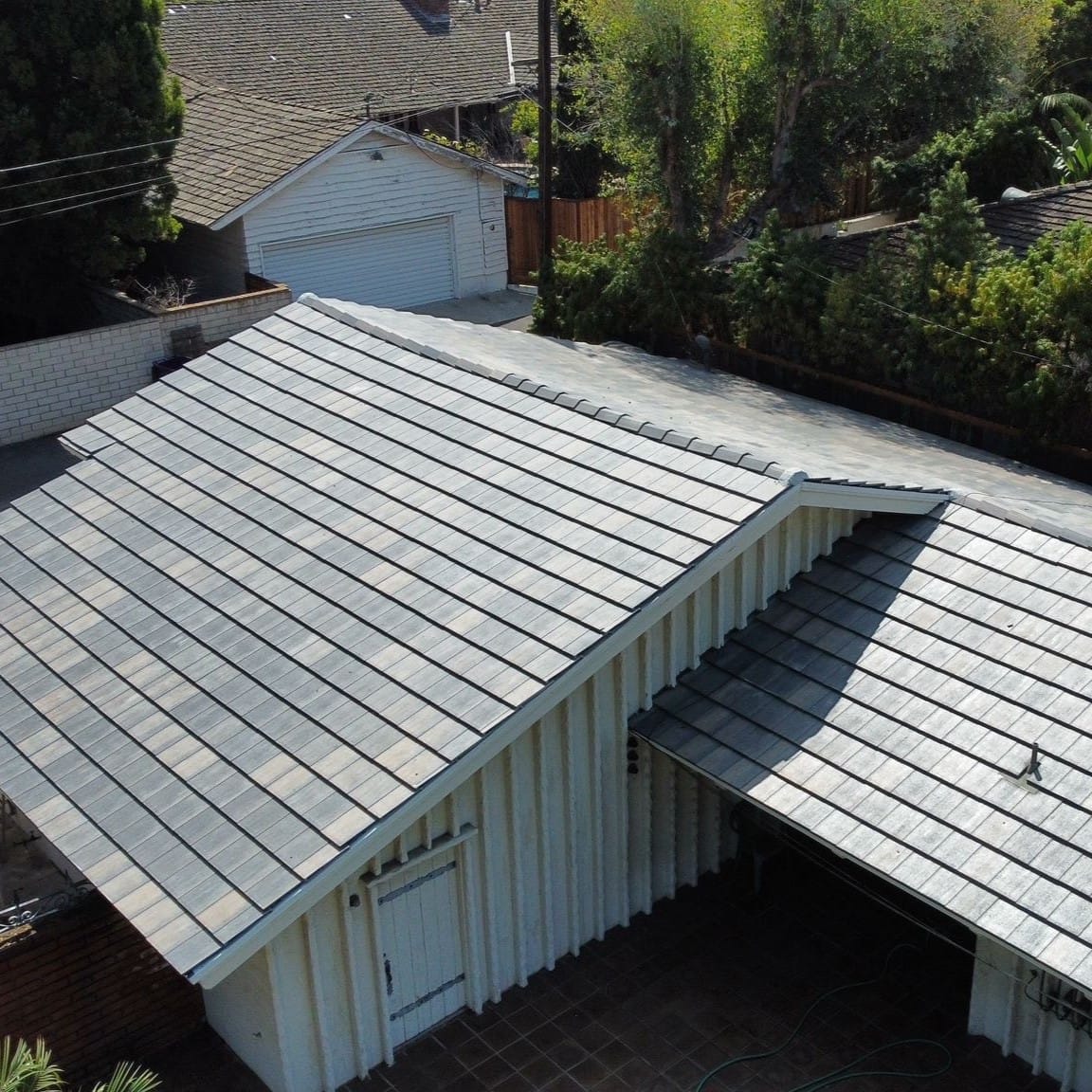 Stone Tile Roof Installation in Long Beach | HR 360